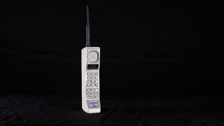 Phone Trends - Then vs. Now | Cellcom